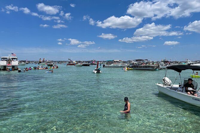 Private Pontoon in Crab Island with Captain - Introduction