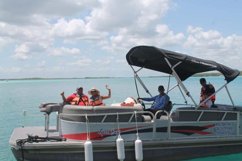 Private pontoon tour in the seven colors Bacalar lagoon - Key Points