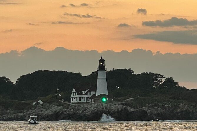 Private Portland Sunset Powerboat Cruise in Casco Bay - Discovering Casco Bay from the Water