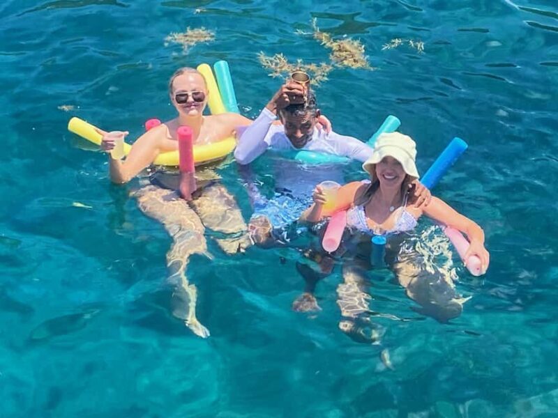 PRIVATE POWER CATAMARAN - FAQ