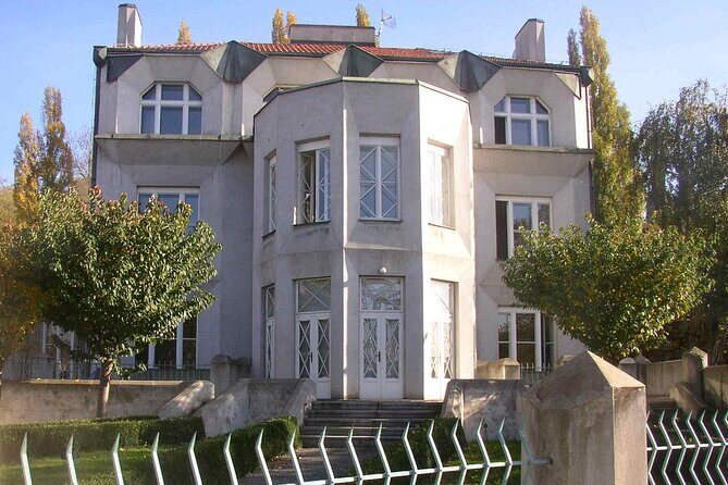 Private Prague Art Nouveau and Cubism Walking Tour - Why Choose the Private Prague Art Nouveau and Cubism Tour?