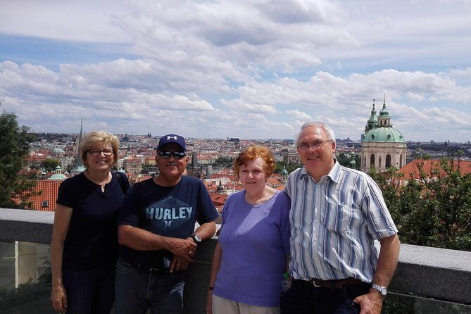 Private Prague Castle Tour with a Czech Guide, meet up at hotel - FAQs