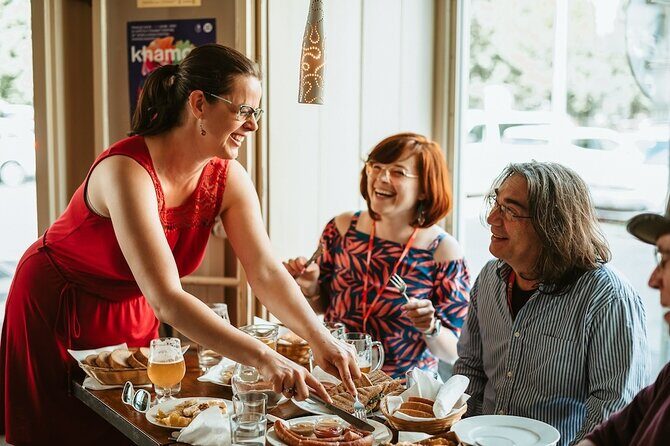 Private Prague City Highlights Tour with a Stop at a Czech Cafe - Going Beyond the Basics: What to Expect from the Tour