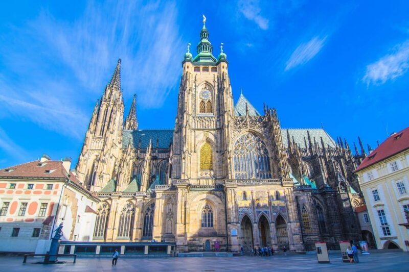 Private Prague walking tour 3,5h - Key Points