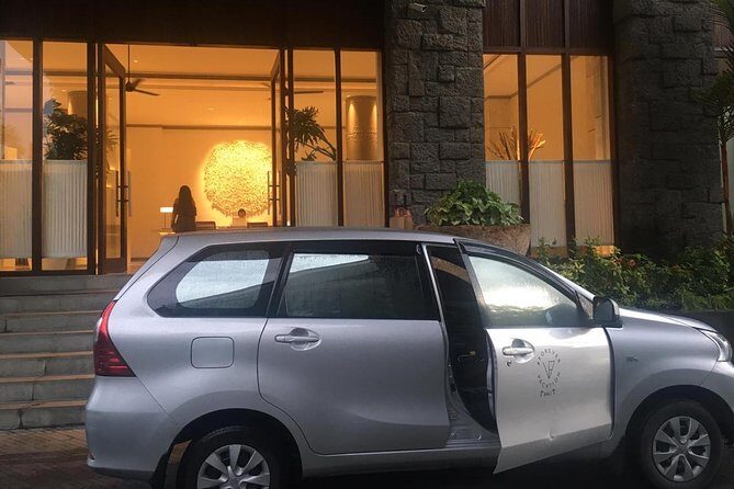 Private & Premium Airport Pickup - Up To 6 People - FAQ