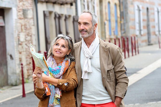 Private Premium Car Transfer from Porto to Lisbon with 2 hours for sightseeing - Key Points