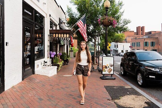 Private Professional Holiday Photo shoot in Denver - Who Will Appreciate This Tour?