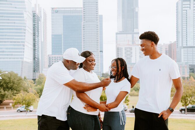 Private Professional Holiday Photoshoot in Charlotte - Who Should Consider This Tour?