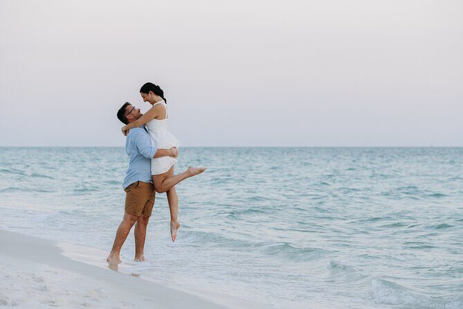 Private Professional Holiday Photoshoot in Clearwater Beach - Key Points