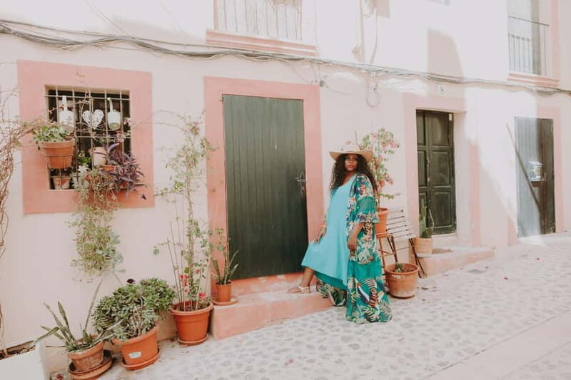 Private Professional Vacation Photoshoot in Ibiza - Authenticity and Real-Life Inspiration