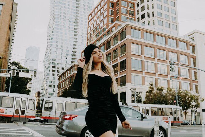 Private Professional Vacation Photoshoot in Toronto - Why Consider a Toronto Photoshoot?