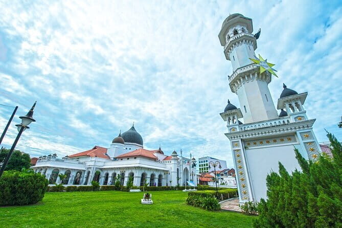 Private Pulau Penang Tour Trails to Racial Harmony - An In-Depth Look at the Itinerary