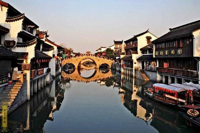 Private Qibao Ancient Town Walking Tour with Tea Tasting and Calligraphy Experience - The Value of the Tour