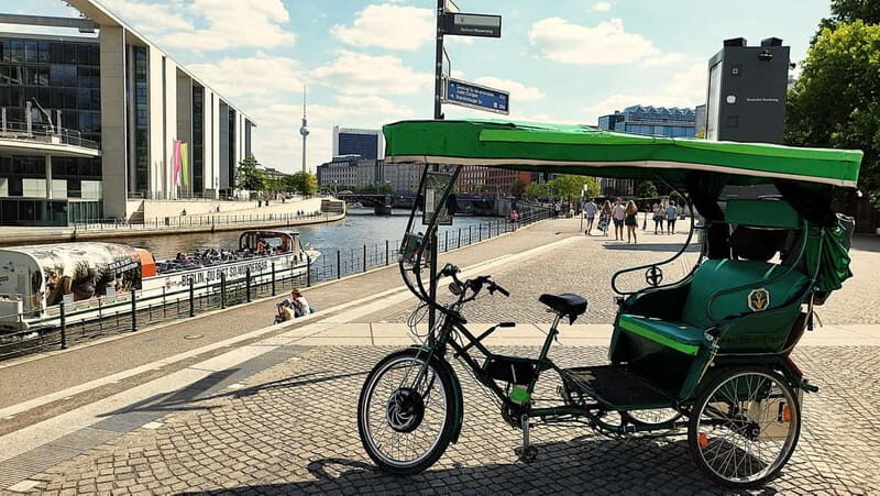 Private Rickshaw Berlin Highlights and secrets up-to 6 Pers. - FAQ
