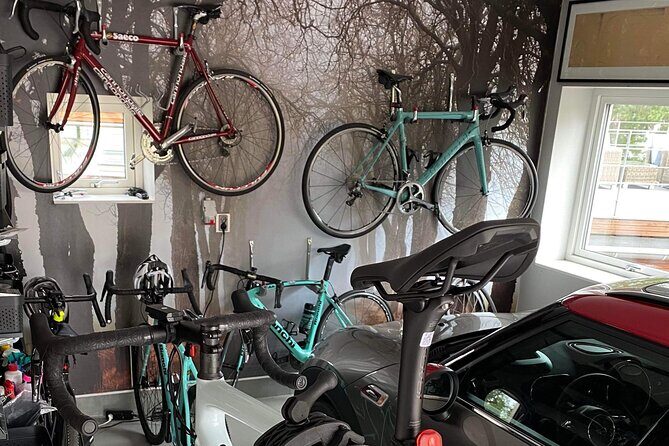 Private Roadbike Adventure in Stockholm - Why Reviewers Rave About the Guide