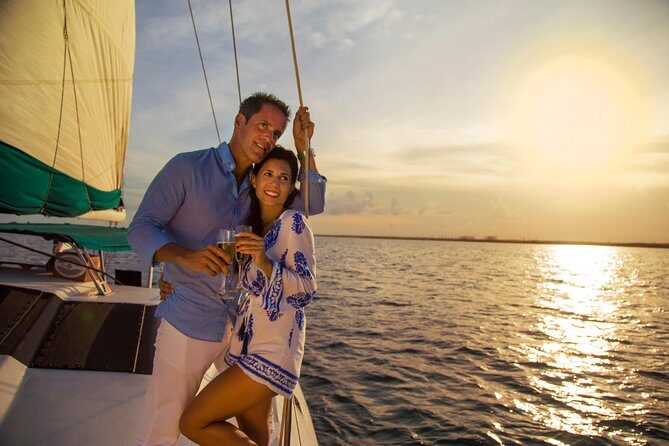 Private Romantic Sailing Sunset Experience - Key Points