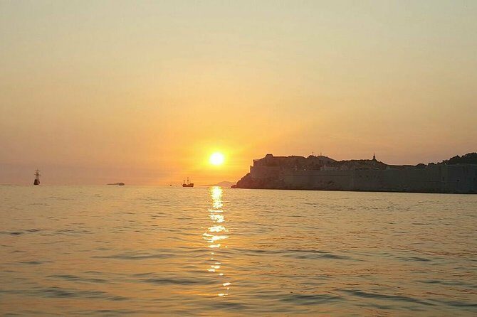 Private romantic Sunset tour - What You’ll Experience Onboard