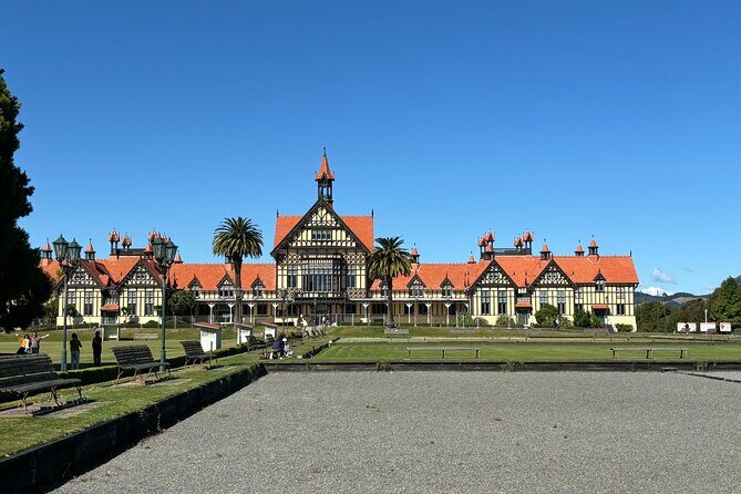 Private RotoruaTour Waiotapu & Redwood forest & spa from Auckland - Who Is This Tour Best For?