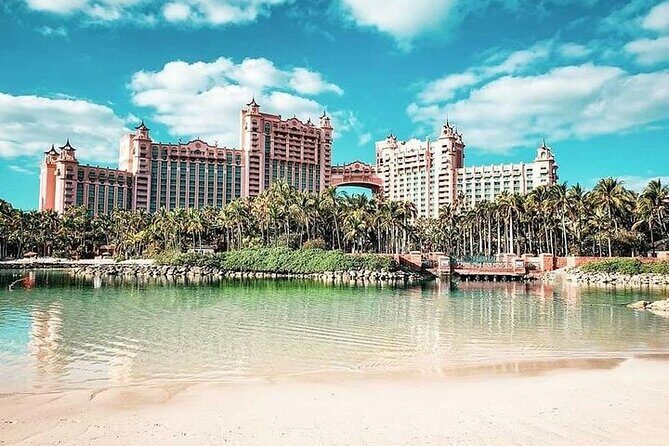 Private Roundtrip Minivan Airport Transfer - Who Is This Transfer Best For?