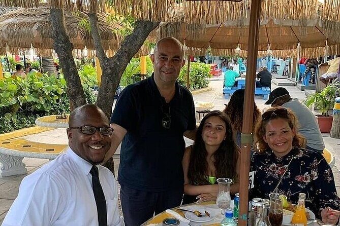 Private Roundtrip Sedan Airport Transfer to Downtown Nassau - The Itinerary: From Airport to Downtown Nassau