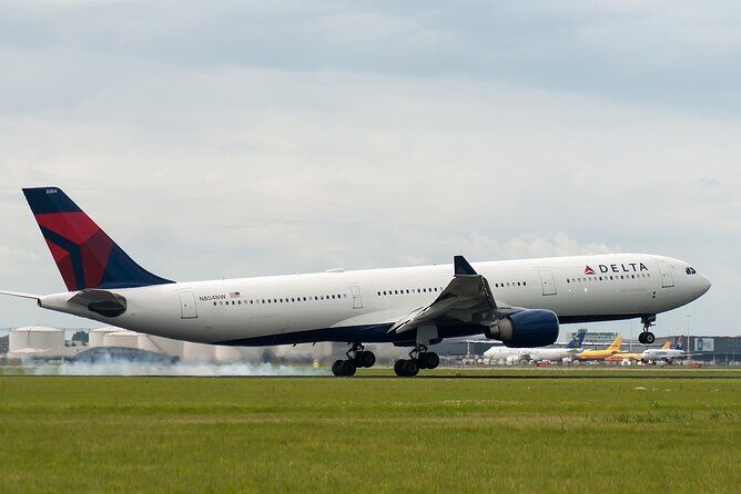 Private roundtrip transfer Schiphol Airport - Amsterdam - Cost and Value Consideration