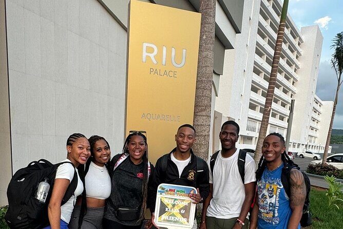 Private Roundtrip Transfer to Riu Aquarelle from Sangster Airport - Key Points