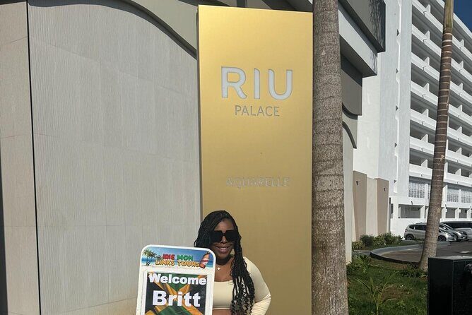 Private Roundtrip Transfer to Riu Aquarelle from Sangster Airport - Analyzing the Value