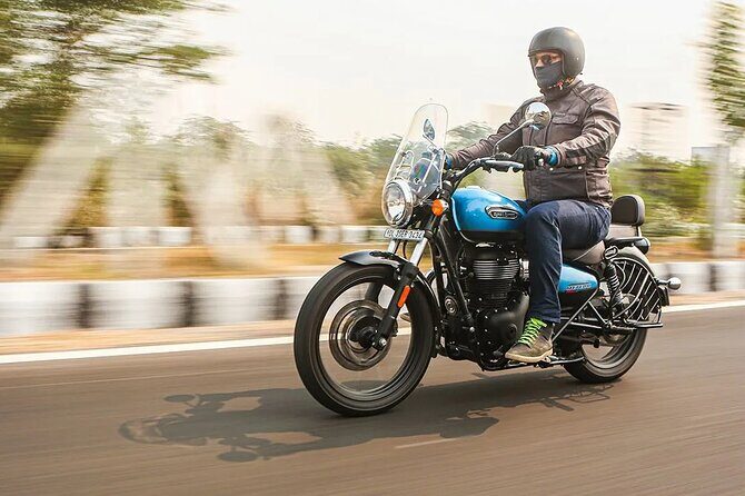 Private Royal Motorbike and Walking Tour in Delhi - What to Expect from a Typical Day