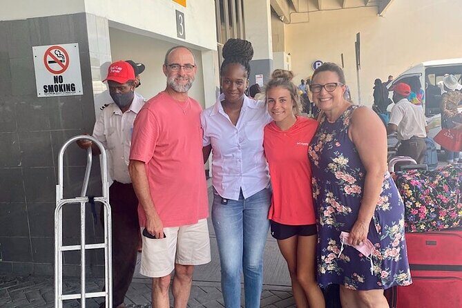 Private Royalton Hideaway Blue Waters Hotel Roundtrip Transfer - FAQ