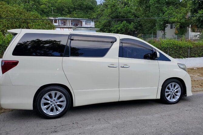 Private Runaway Bay Hotels Transfer from Montego Bay (MBJ)Airport - Key Points