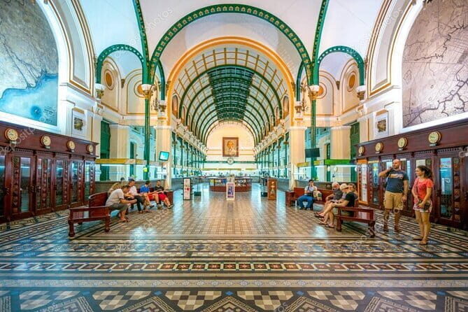 Private Saigon Evening Stroll: Discovering the Heart of the City - Exploring Saigon’s Architectural Gems