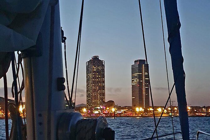 Private Sailboat Trip with Drink and Snack - Why do travelers love it?