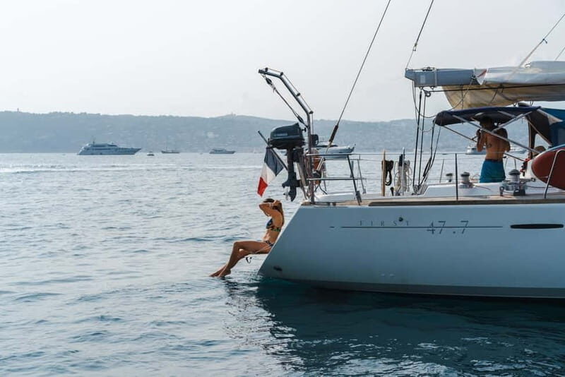 Private sailing cruise to Cap d'Antibes and the Lérins Islands - A closer look at the experience