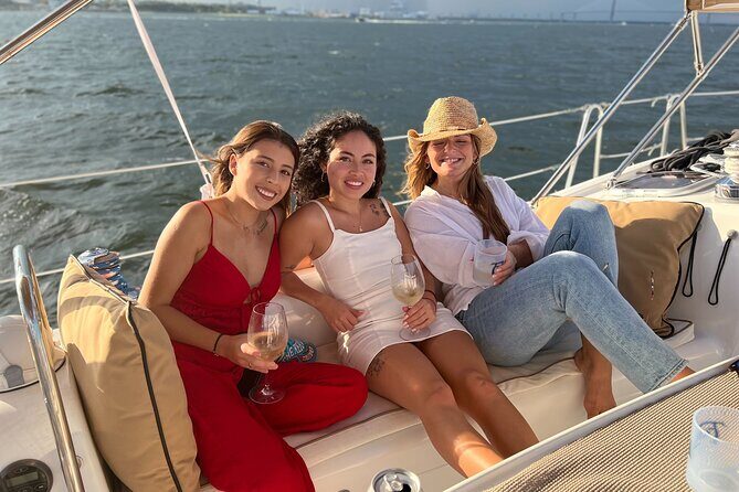 Private Sailing, Dolphin and History Tour on Mystique - Key Points