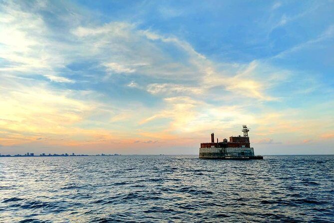 Private Sailing on Beautiful Lake Michigan - Navy Pier, Chicago - Who Should Consider This Experience?
