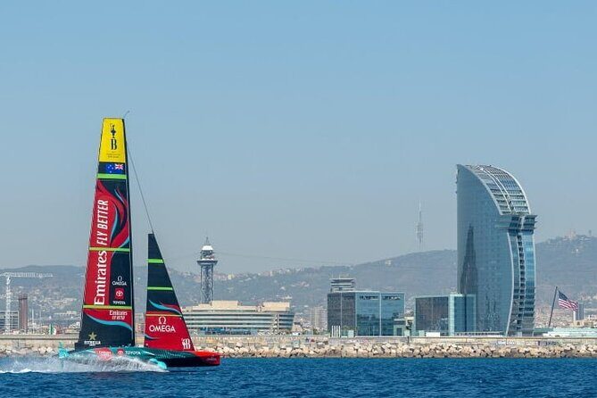 Private sailing tour with aperitif in Barcelona - Key Points