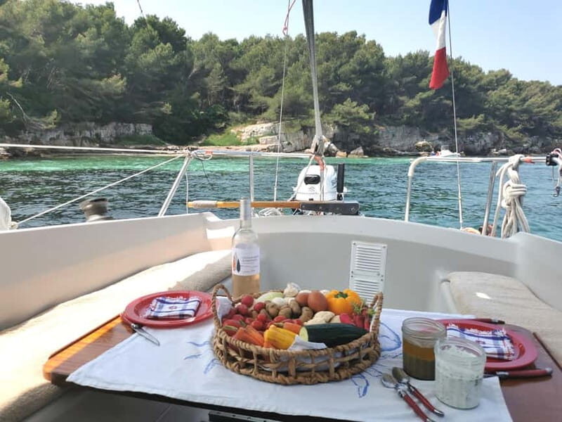 Private sailing trip & Provençal picnic - Key Points