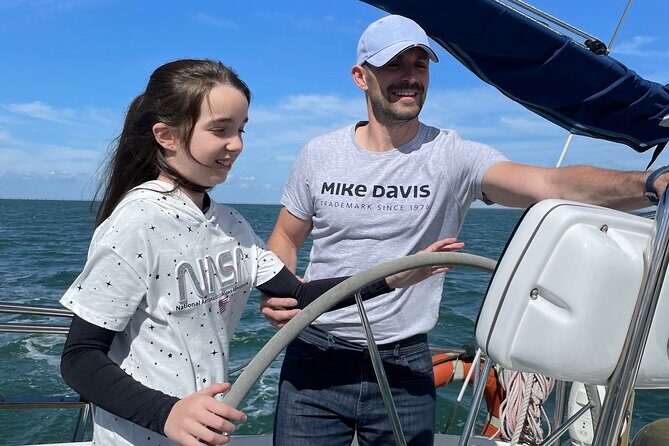 Private Sailing w/ Premium Wine Tasting Tour in Lisbon - Key Points