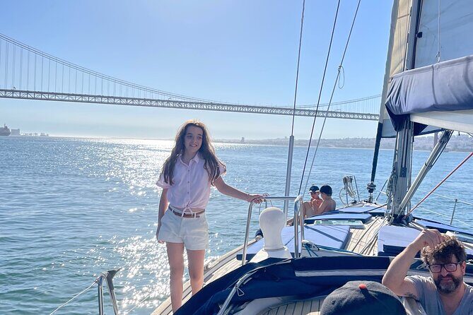 Private Sailing w/ Wine's in Lisbon - Wine, Snacks, and Comfort on Board