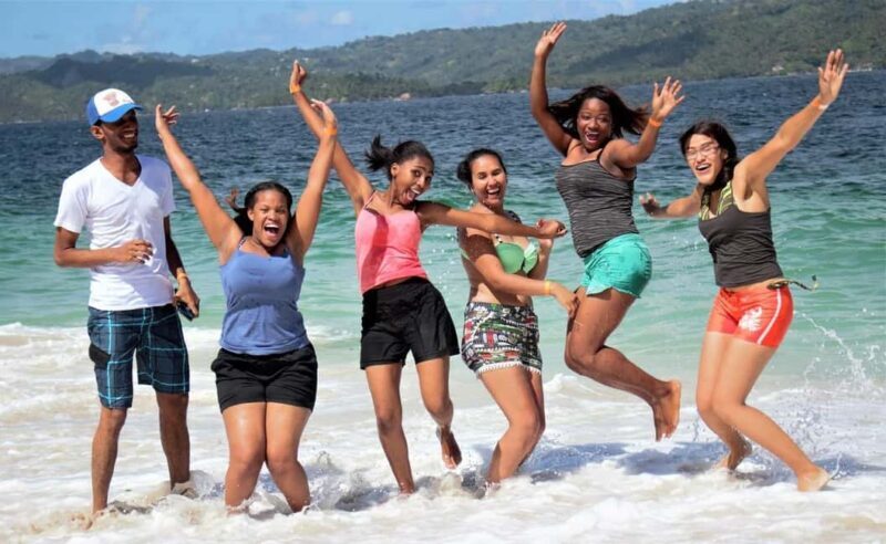 Private: Samaná Whale Sanctuary Cayo Levantado Yacht Charter - Setting Sail for a Caribbean Marine Adventure