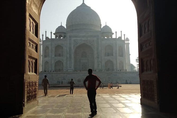 Private Same Day Delhi Agra Delhi by car - Visiting Agra Fort: Mughal Grandeur in Detail