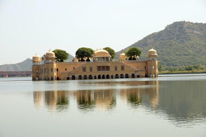 Private Same day Jaipur tour from Delhi by car - Amer Fort: A Majestic Gateway to Rajasthan’s Past