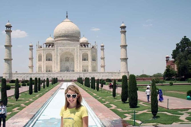 Private Same Day Taj Mahal and Agra fort Tour by CAR - An In-Depth Look at the Experience