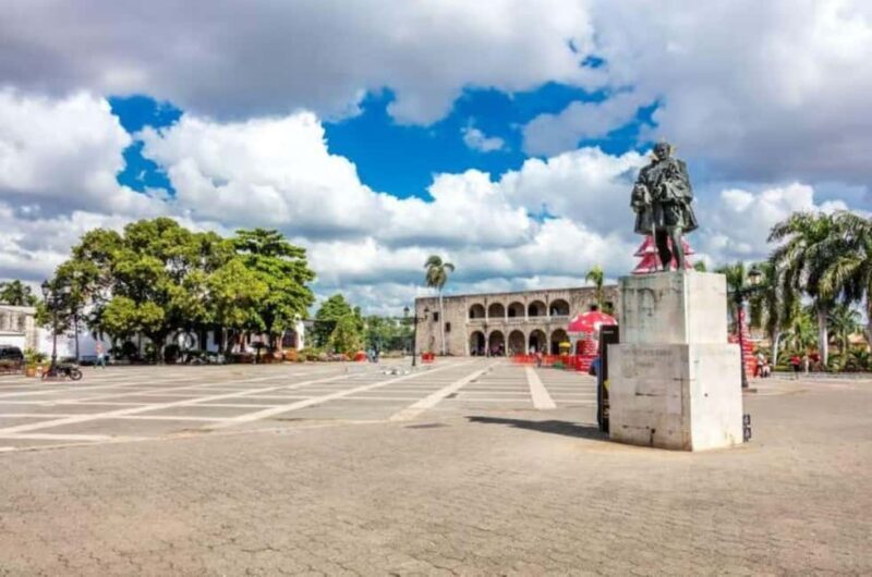 Private Santo Domingo Full-Day Experience with Lunch - Key Points