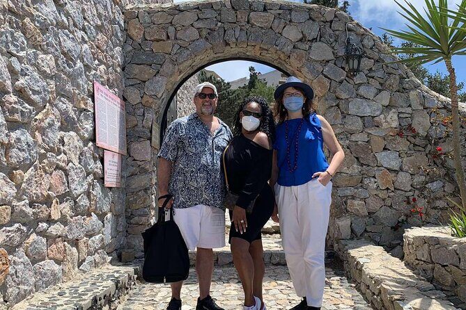 Private Santorini Half Day Highlights 4-Hour Tour & Native Driver - Analyzing the Cost and Value
