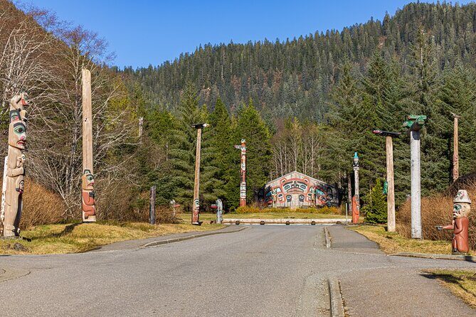 Private Saxman Native Village Signature Collection & Creek Street - Exploring Saxman Native Village: Totem Poles and Carving Traditions