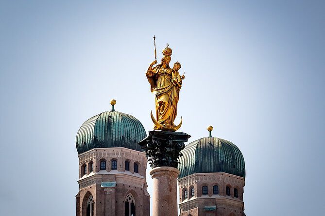 Private Scenic Transfer from Prague to Munich with 4h of Sightseeing - Key Points
