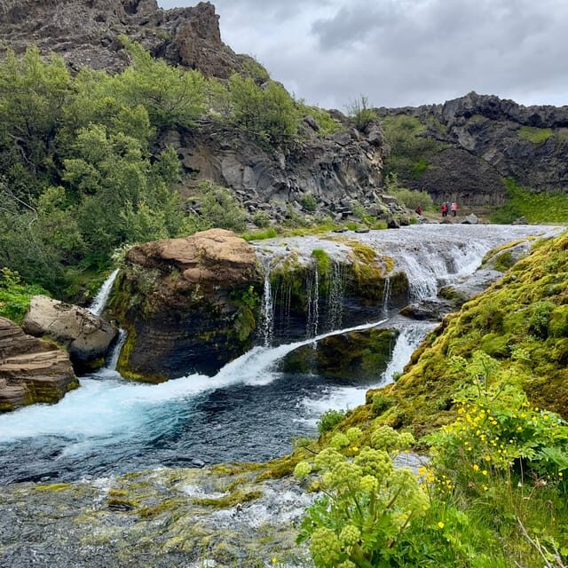 Private Secret circle tour: Háifoss, Gjáin, The Turf farm - An In-Depth Look at the Tour Experience