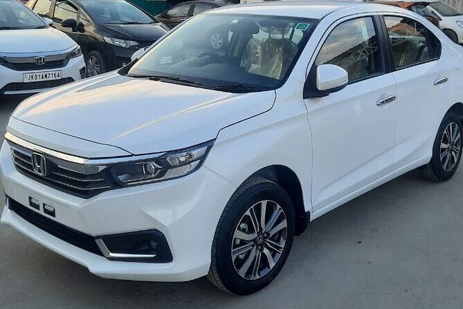 Private Sedan Cab to and from Srinagar Airport and Dal Lake - Overall Assessment