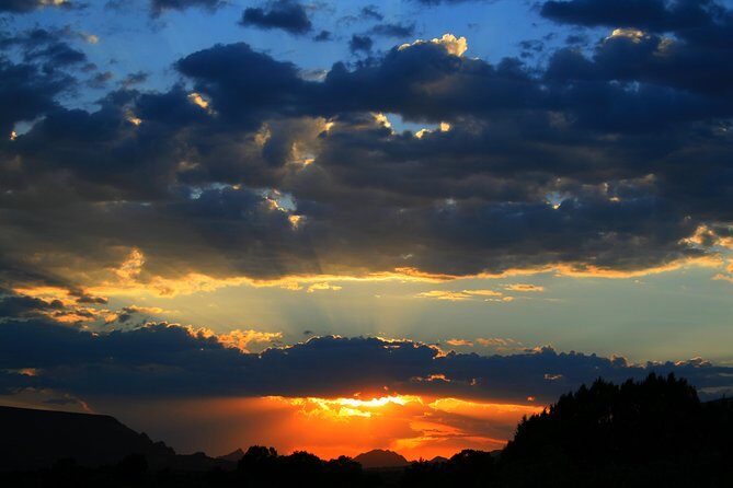PRIVATE Sedona Jeep Tour 4X4 Hummer - Gambler Trail - Who Should Consider This Tour?